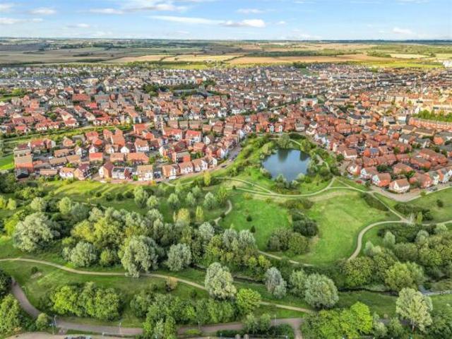 3 bedroom semi detached house for sale in Cavan Way, Broughton, Milton Keynes, MK10