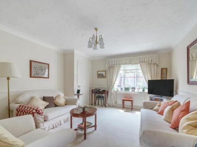 3 Bedroom Semi detached House For Sale In Chadwell Heath