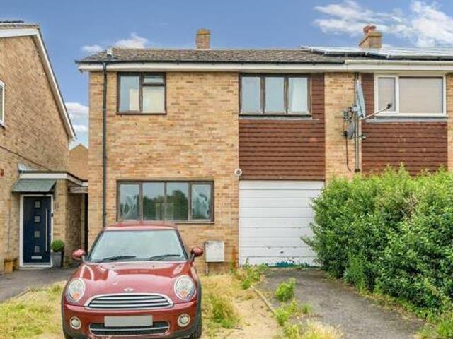 3 Bedroom Semi detached House For Sale In Chalgrove