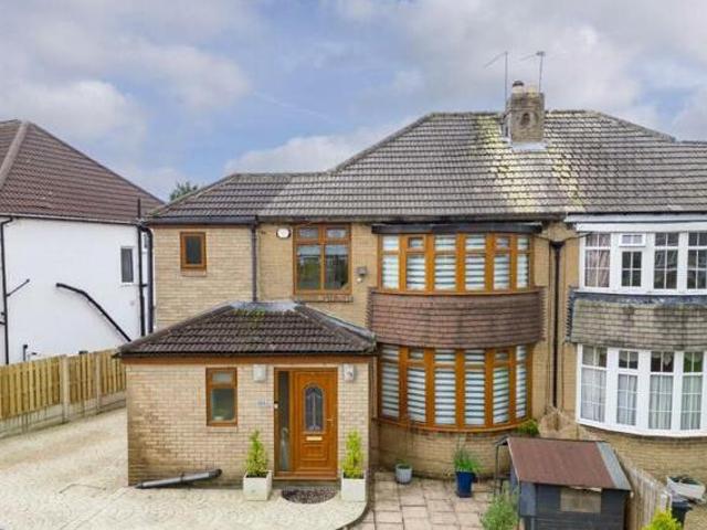 3 Bedroom Semi detached House For Sale In Chapel Allerton