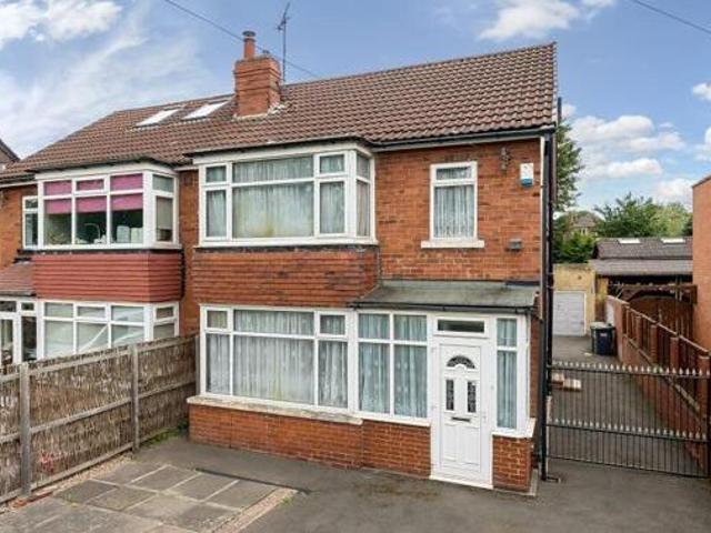 3 Bedroom Semi detached House For Sale In Chapel Allerton, Leeds