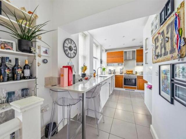 3 bedroom semi detached house for sale in Chapel Drive, Dartford, DA2