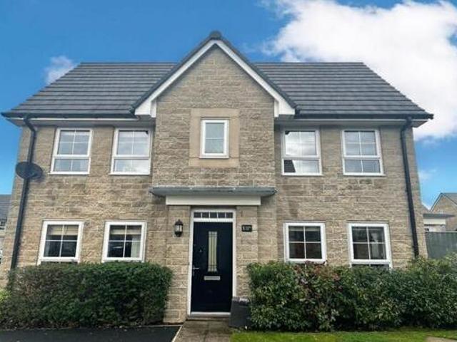 3 Bedroom Semi detached House For Sale In Chapel en le frith