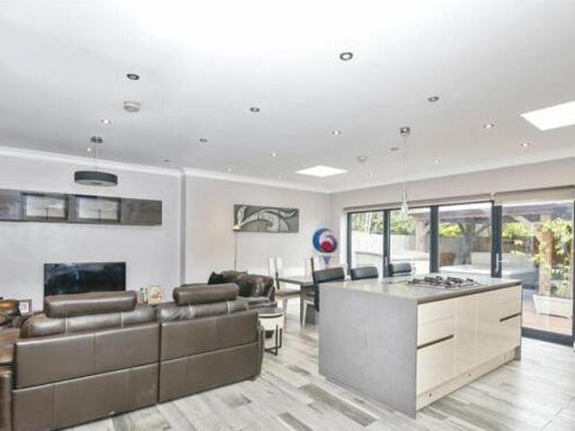 3 Bedroom Semi detached House For Sale In Charlton