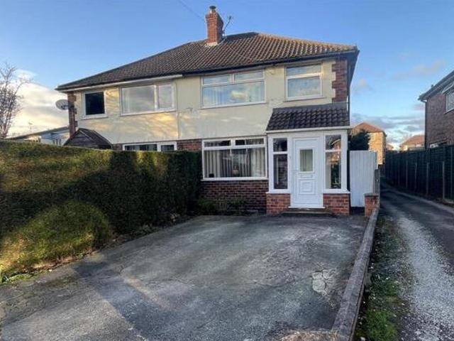 3 Bedroom Semi detached House For Sale In Cheadle, Greater Manchester