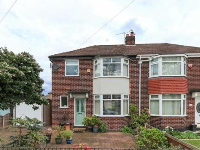 3 Bedroom Semi detached House For Sale In Cheadle, Greater Manchester