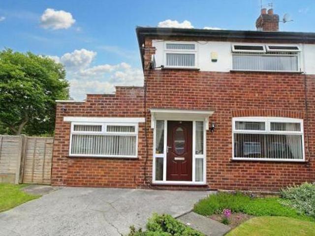 3 Bedroom Semi detached House For Sale In Cheadle Heath