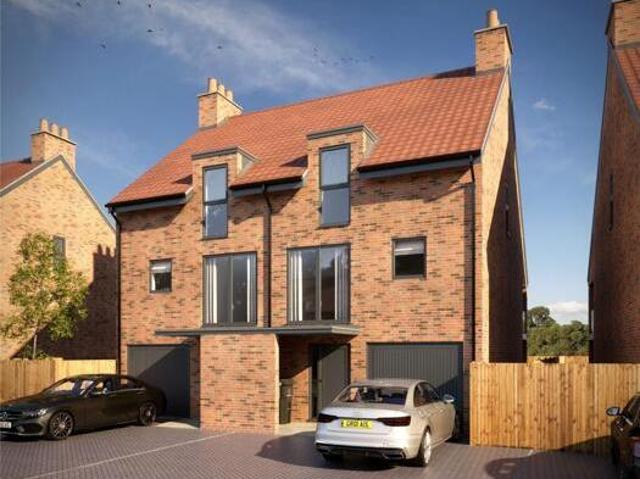 3 Bedroom Semi detached House For Sale In Cheapside, Waltham
