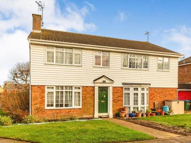 3 Bedroom Semi detached House For Sale In Cheddington
