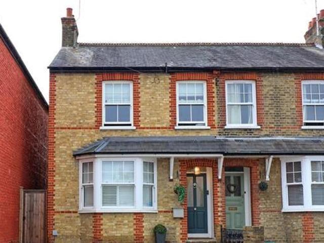 3 Bedroom Semi detached House For Sale In Chelmsford