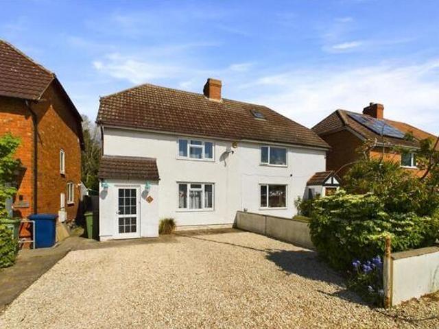3 Bedroom Semi detached House For Sale In Cheltenham, Gloucestershire