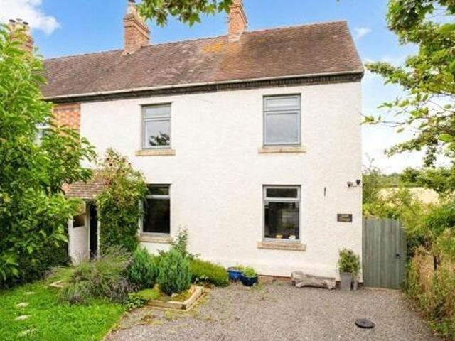 3 Bedroom Semi detached House For Sale In Childswickham, Worcestershire