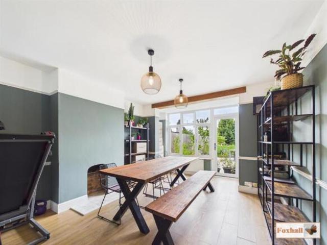 3 bedroom semi detached house for sale in Chilton Road, Ipswich, IP3