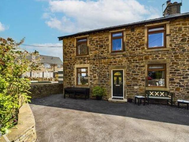 3 Bedroom Semi detached House For Sale In Chinley