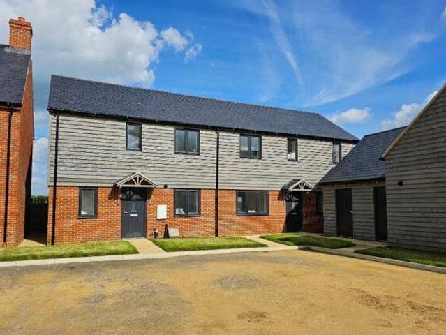 3 Bedroom Semi detached House For Sale In Chipping Warden, Oxfordshire
