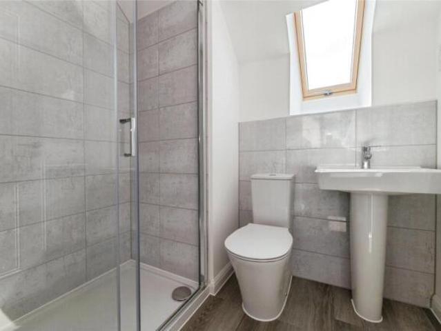 3 bedroom semi detached house for sale in Chudleigh Road, Alphington, Exeter, Devon, EX2