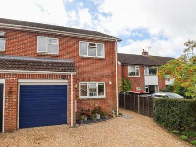 3 Bedroom Semi detached House For Sale In Church Crookham