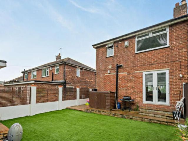 3 bedroom semi detached house for sale in Church Street, Yeadon, LS19