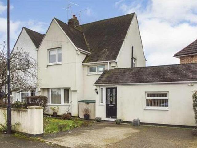 3 Bedroom Semi detached House For Sale In Cippenham