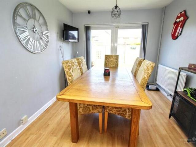 3 bedroom semi detached house for sale in City Road, Tilehurst, Reading, RG31