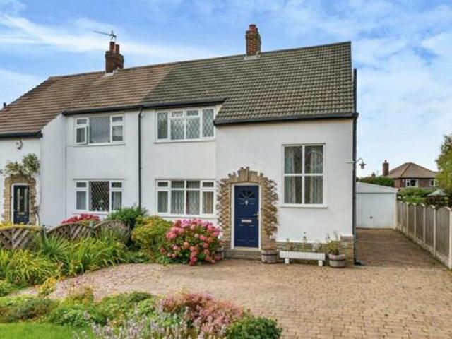 3 Bedroom Semi detached House For Sale In Cookridge