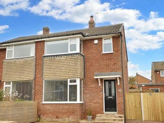 3 Bedroom Semi detached House For Sale In Cookridge, Leeds
