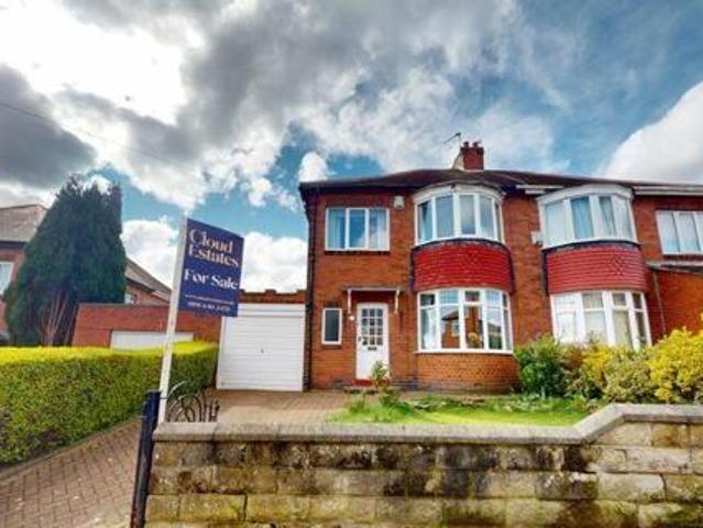 3 Bedroom Semi detached House For Sale In Cochrane Park