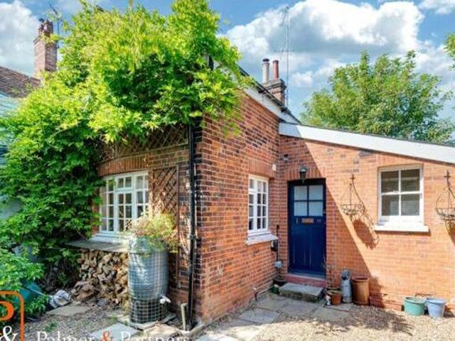 3 Bedroom Semi detached House For Sale In Colchester, Essex