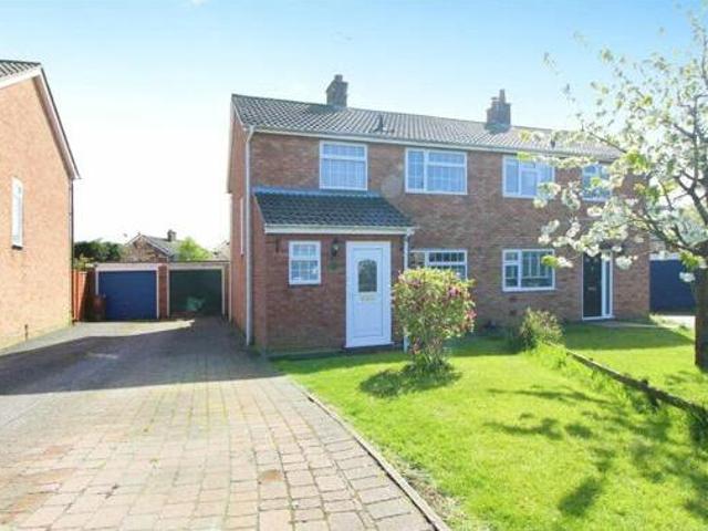 3 Bedroom Semi detached House For Sale In Colchester, Essex