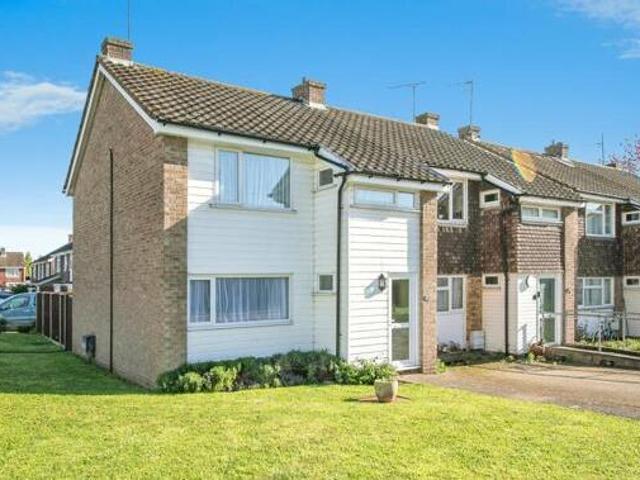 3 Bedroom Semi detached House For Sale In Colchester, Essex
