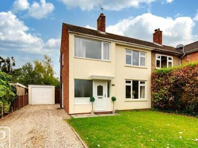 3 Bedroom Semi detached House For Sale In Colchester, Essex