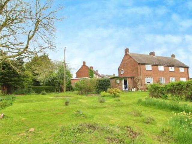 3 Bedroom Semi detached House For Sale In Colchester, Suffolk