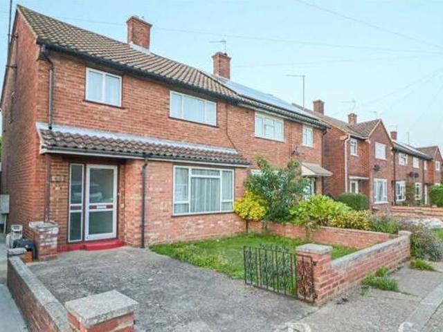 3 Bedroom Semi detached House For Sale In Colchester