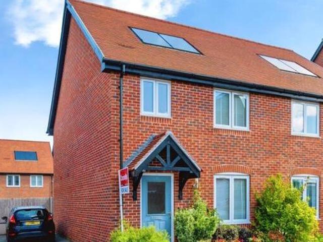 3 Bedroom Semi detached House For Sale In Colden Common