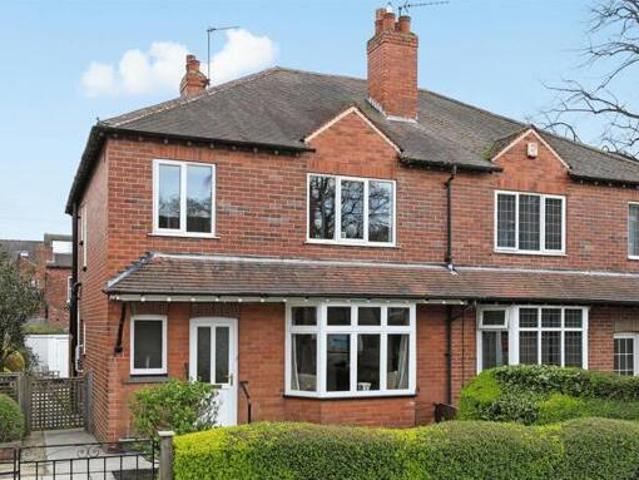 3 Bedroom Semi detached House For Sale In College Grove, Wakefield