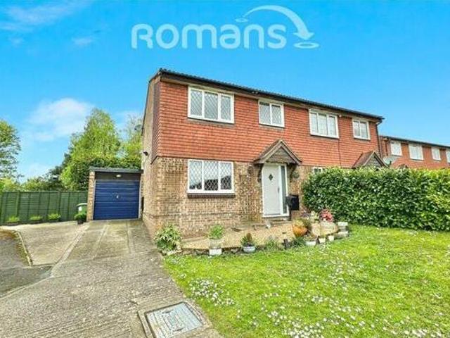 3 Bedroom Semi detached House For Sale In College Town