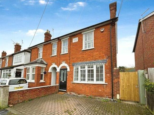3 Bedroom Semi detached House For Sale In College Town