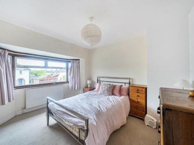3 bedroom semi detached house for sale in Collinwood Road, Oxford, OX3