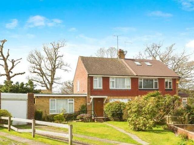 3 Bedroom Semi detached House For Sale In Copthorne