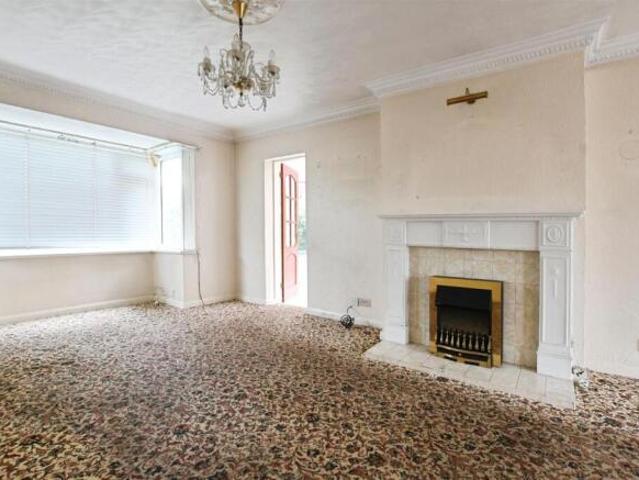 3 bedroom semi detached house for sale in Cotterdale, Hull, HU7