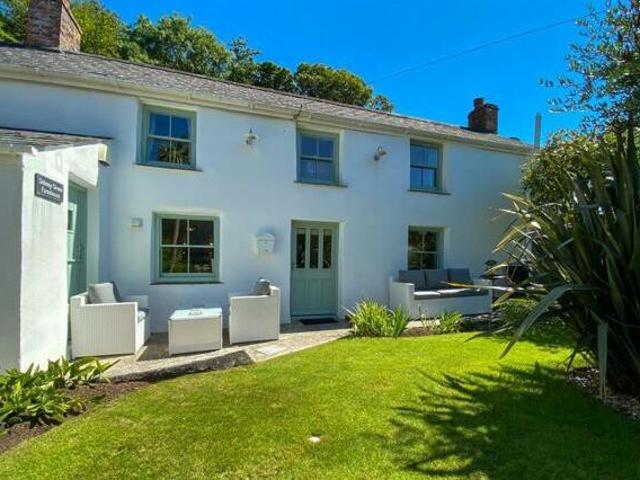 3 Bedroom Semi detached House For Sale In Country, Convenience
