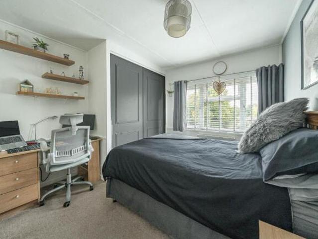 3 bedroom semi detached house for sale in Court Farm Road, Oxford, OX4