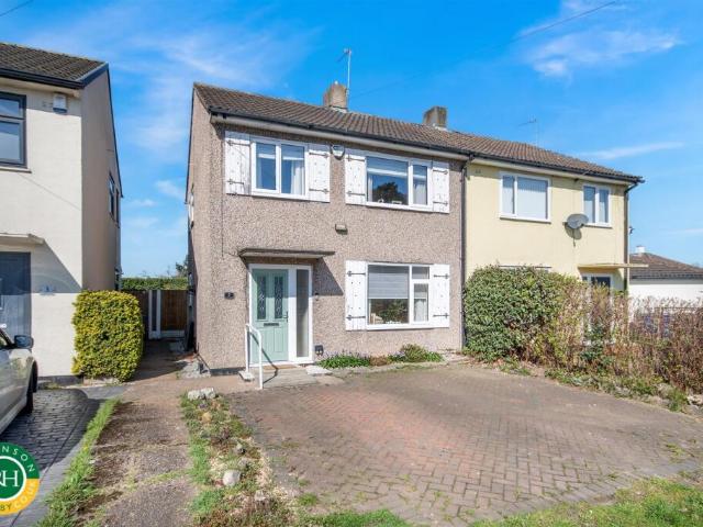 3 bedroom semi detached house for sale in Cow House Lane, Armthorpe, Doncaster, DN3