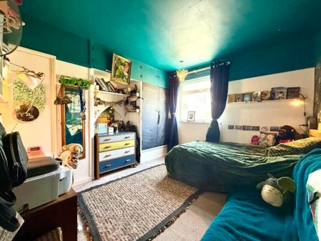 3 bedroom semi detached house for sale in Cowick Lane, Exeter, EX2