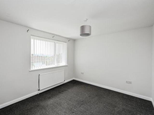 3 bedroom semi detached house for sale in Clos Rhandir, Loughor, Swansea, SA4