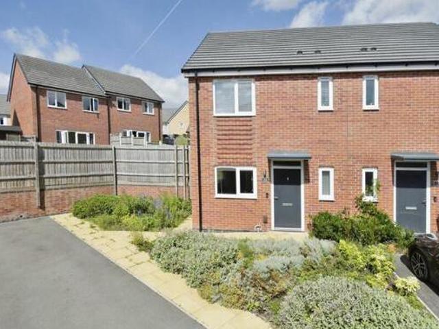 3 Bedroom Semi detached House For Sale In Clay Cross