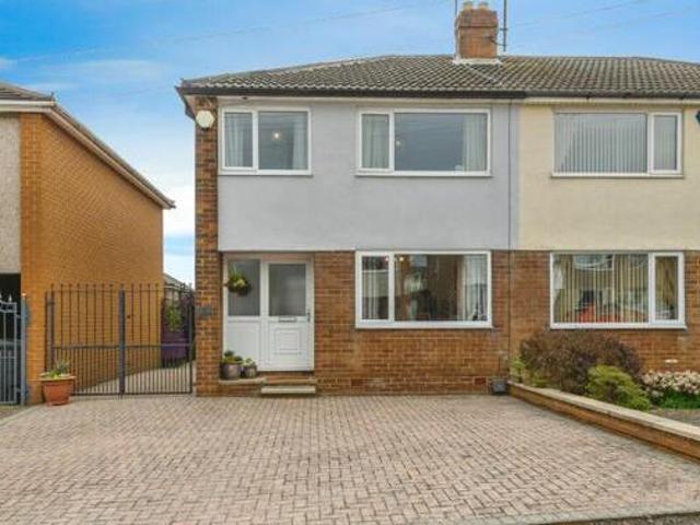 3 Bedroom Semi detached House For Sale In Cleckheaton