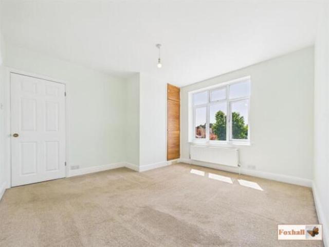 3 bedroom semi detached house for sale in Cliff Lane, Ipswich, IP3