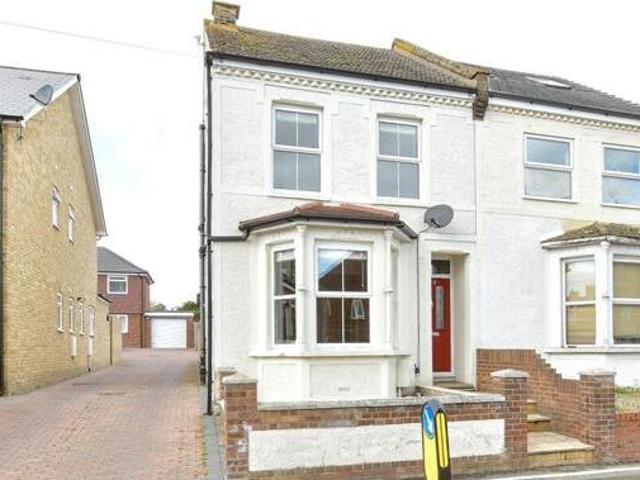 3 Bedroom Semi detached House For Sale In Cliffe, Kent