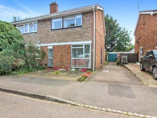 3 Bedroom Semi detached House For Sale In Clifton, Shefford